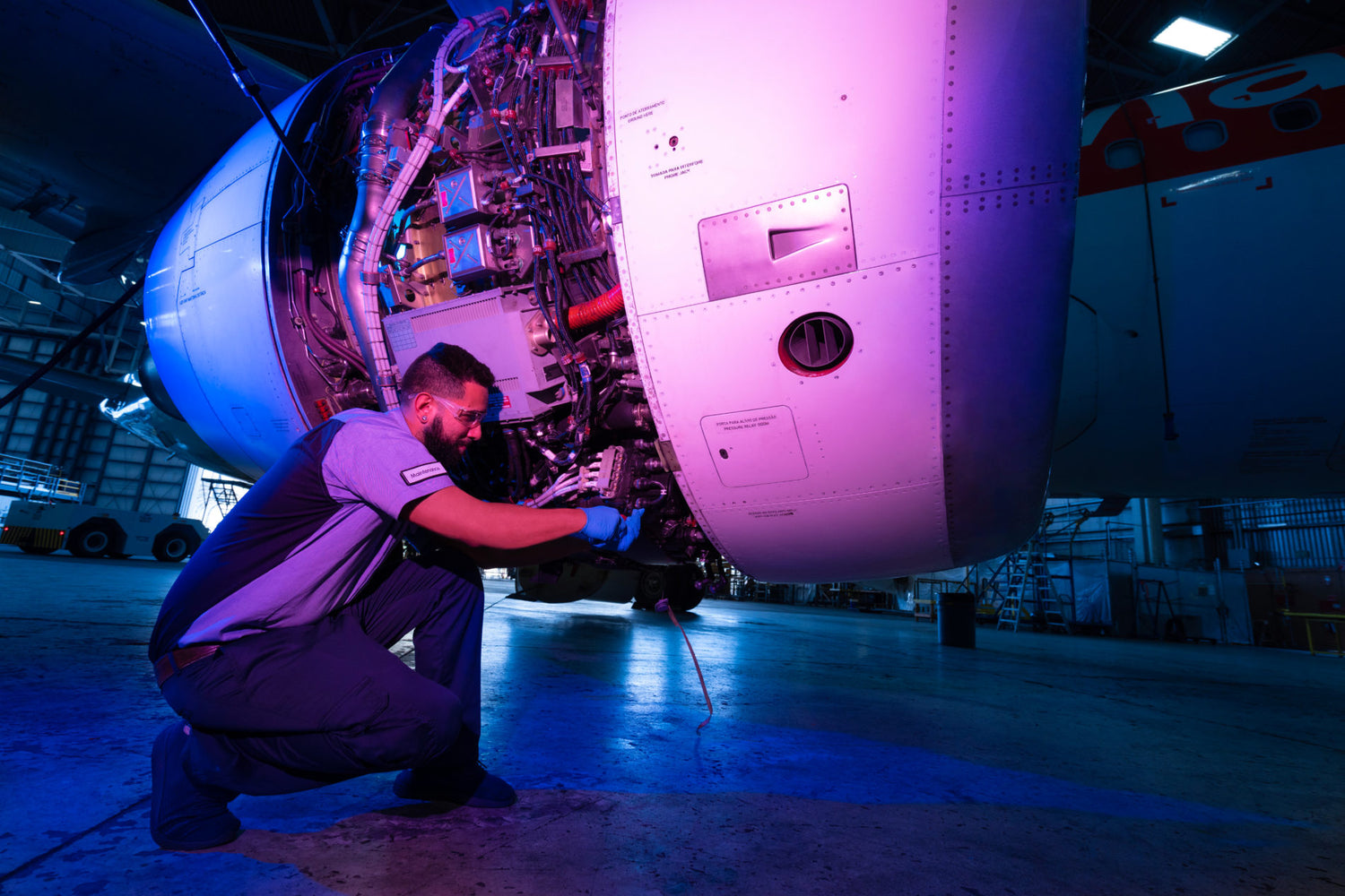 MRO HOLDINGS UNIFORM ONLINE STORE